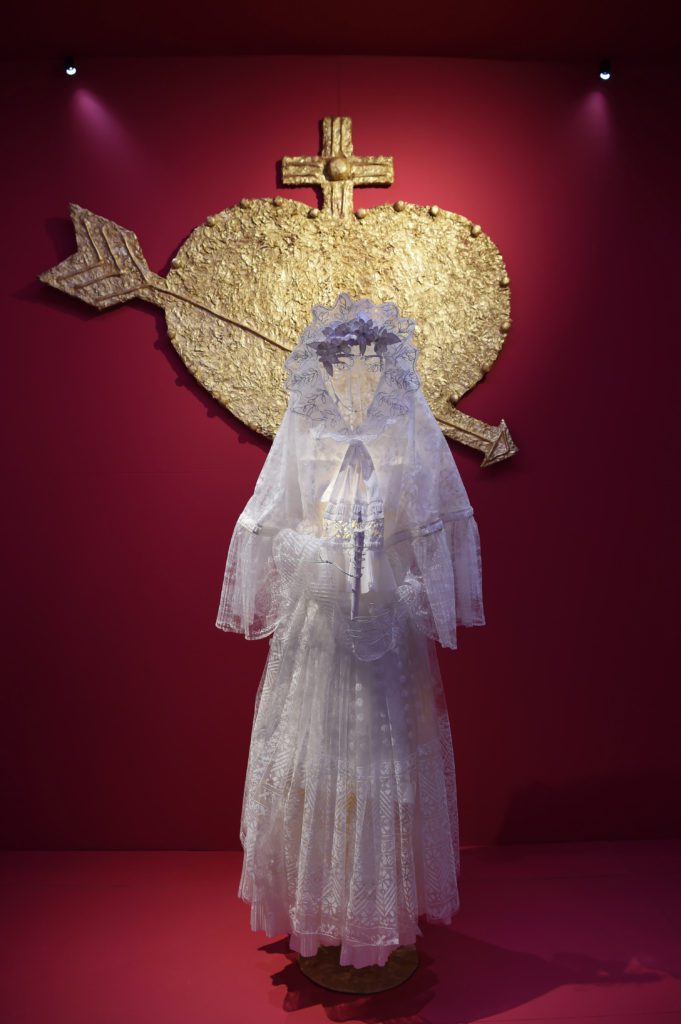 Two artists, one gaze: Frida Kahlo told by Isabelle de Borchgrave ...