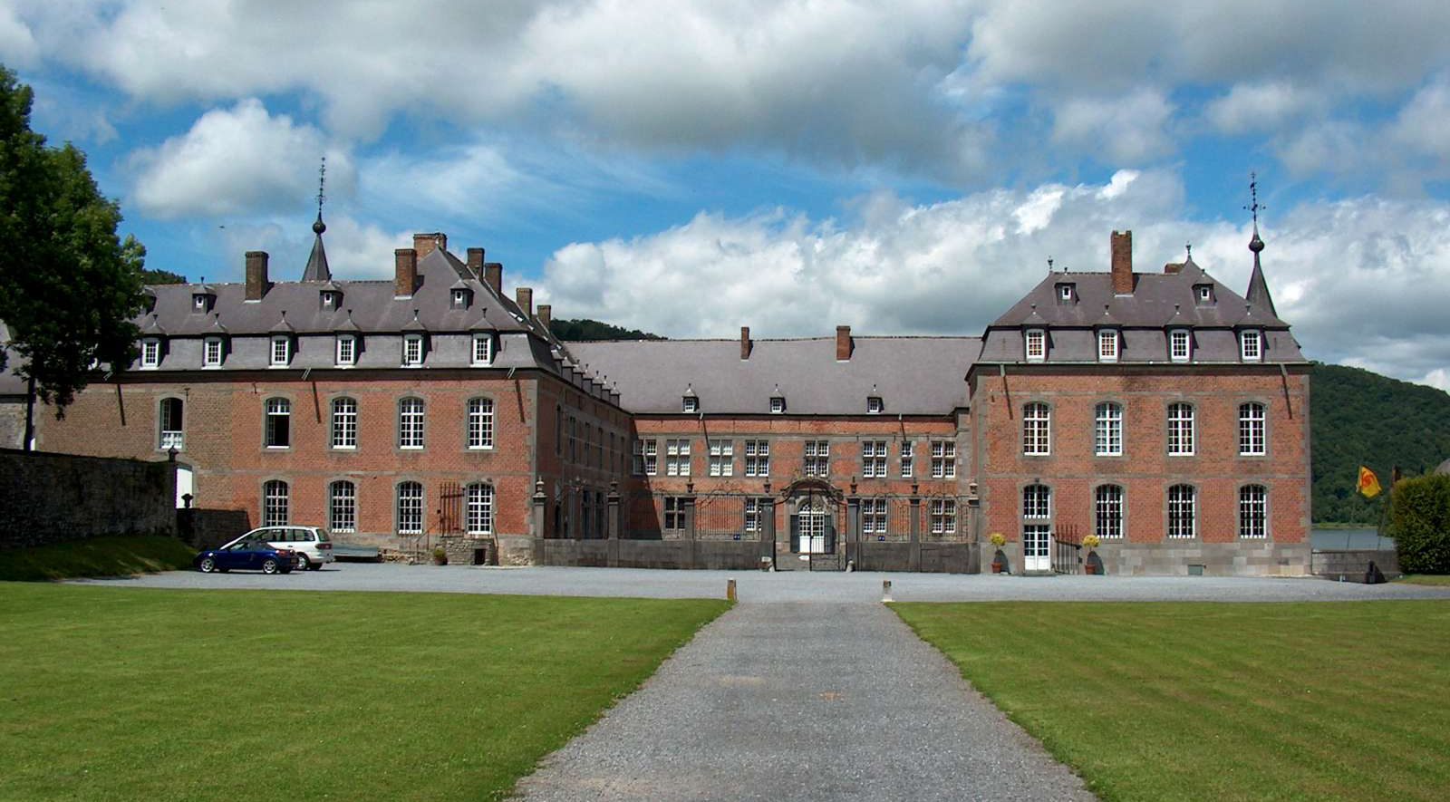 Le château de Freÿr et ses jardins, visite dans un cadre bucolique ...
